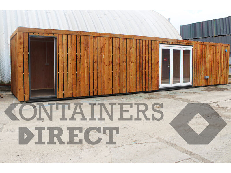 Shipping Container Conversions 40ft bar and lounge CS57772 | | Case ...