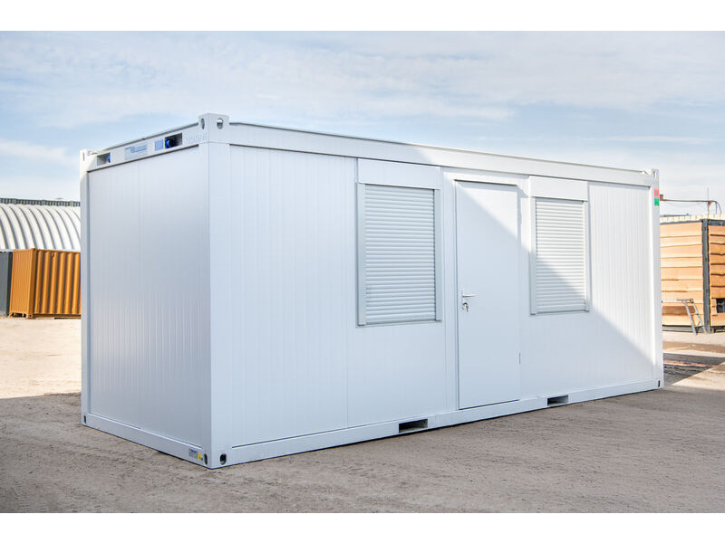 SHIPPING CONTAINERS New Build 20ft High Spec. Office - OFF135467 | £ ...