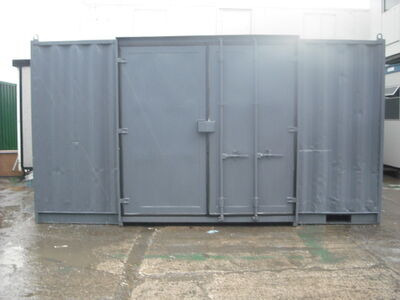SHIPPING CONTAINERS 15ft roller shutter door S4 | £2980.00 | 11ft to ...