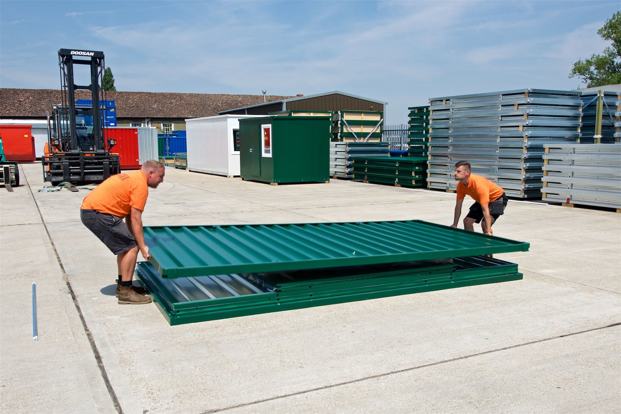 Flat Pack Containers 4m self assembly green 25582 | £1570.00 | Flat ...